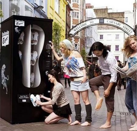 Trainer Shoes Vending Machine - Boku no Blog