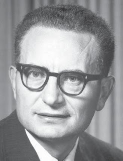 The Nobel Prize in Economics: Paul A. Samuelson (b. 1915)