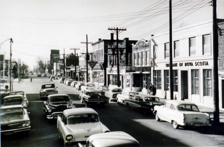 An Abhainn: Old Photos of Moncton