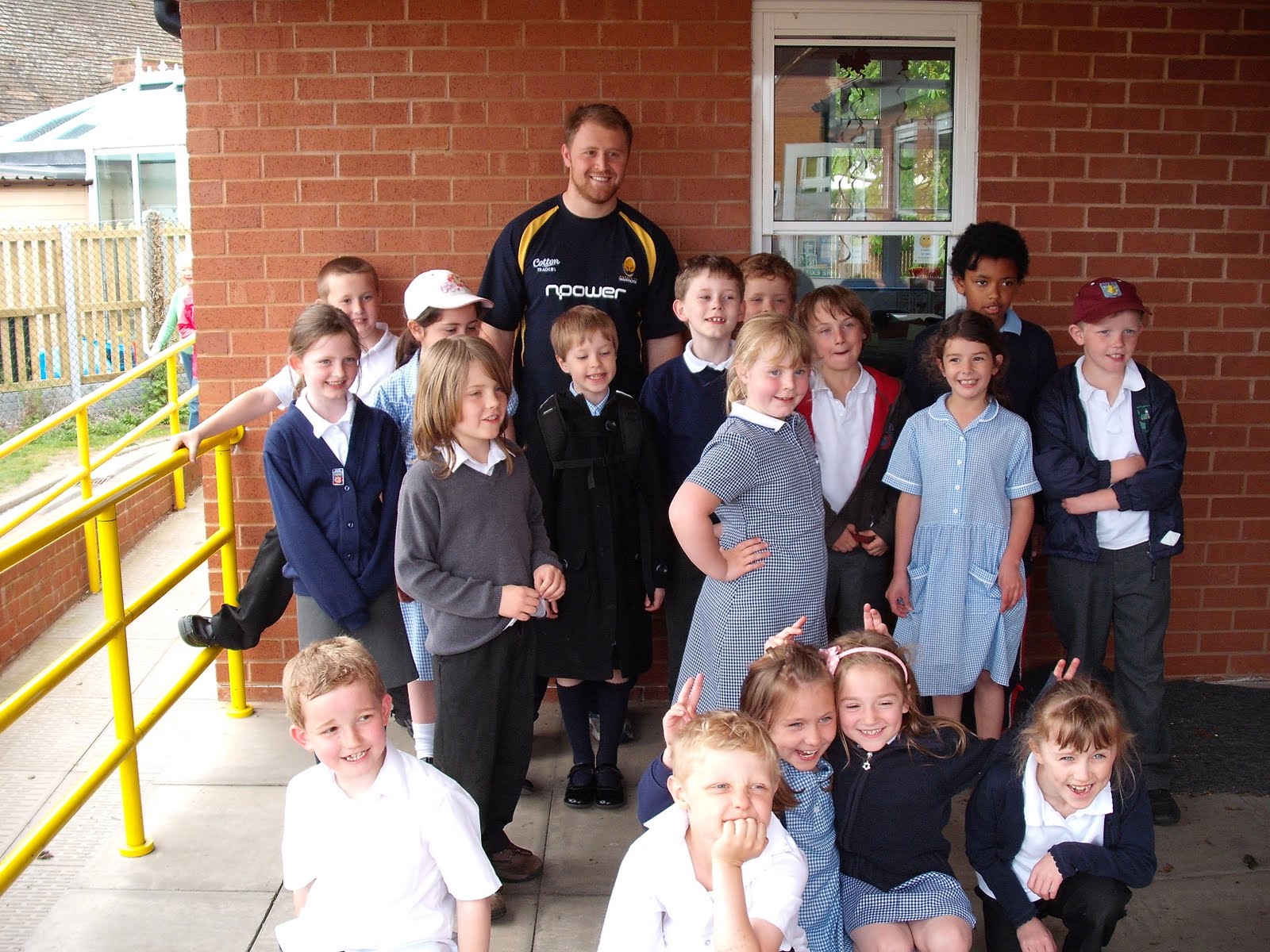 Warriors Education: George Crook Visits Harvington First School