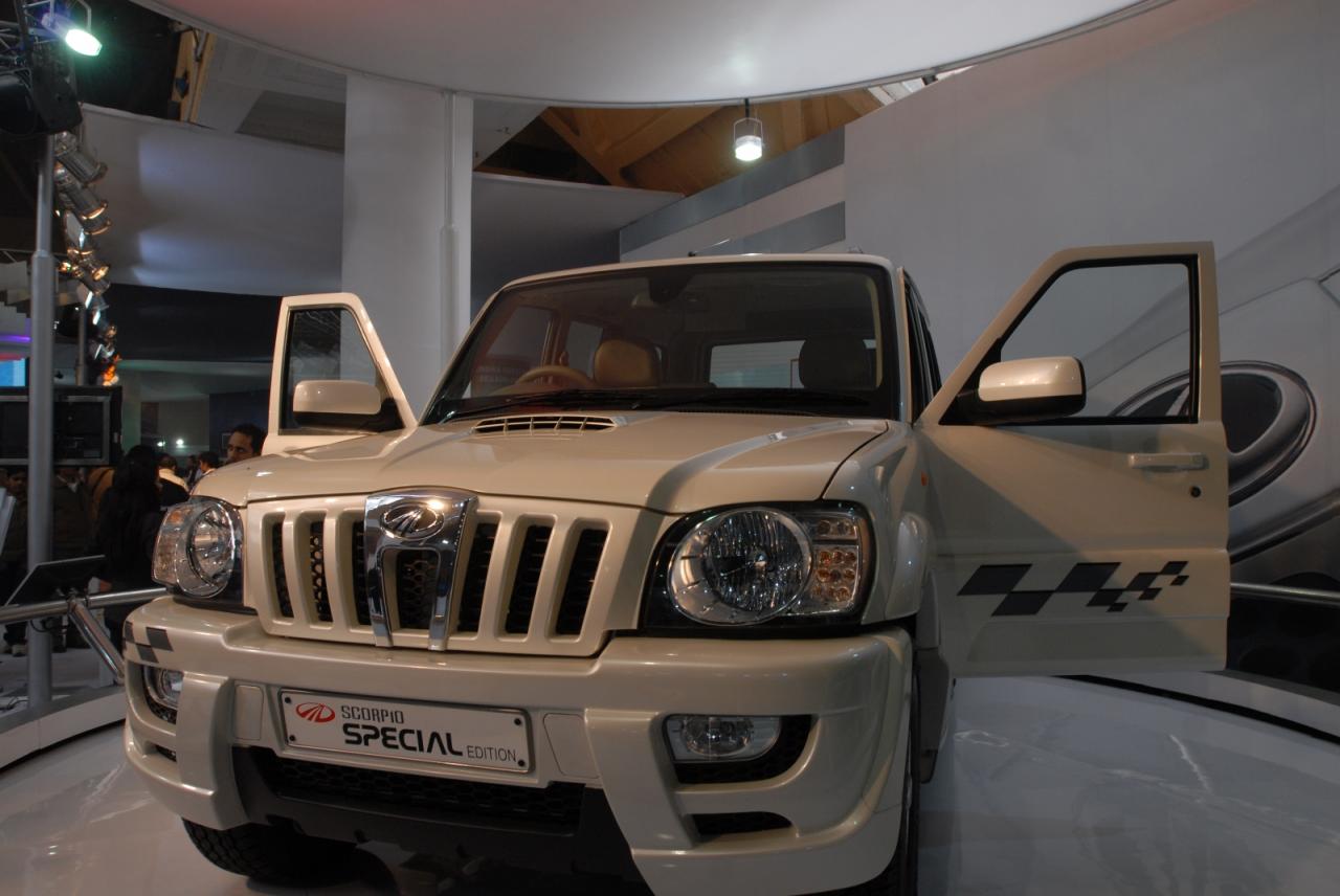 New 2012 Car Review: Mahindra Scorpio Images, Wallpapers, Snaps ...