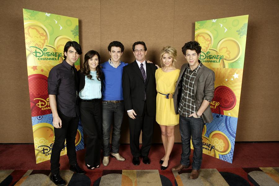 Cine Informacion y mas: Disney Channel - Jonas LA