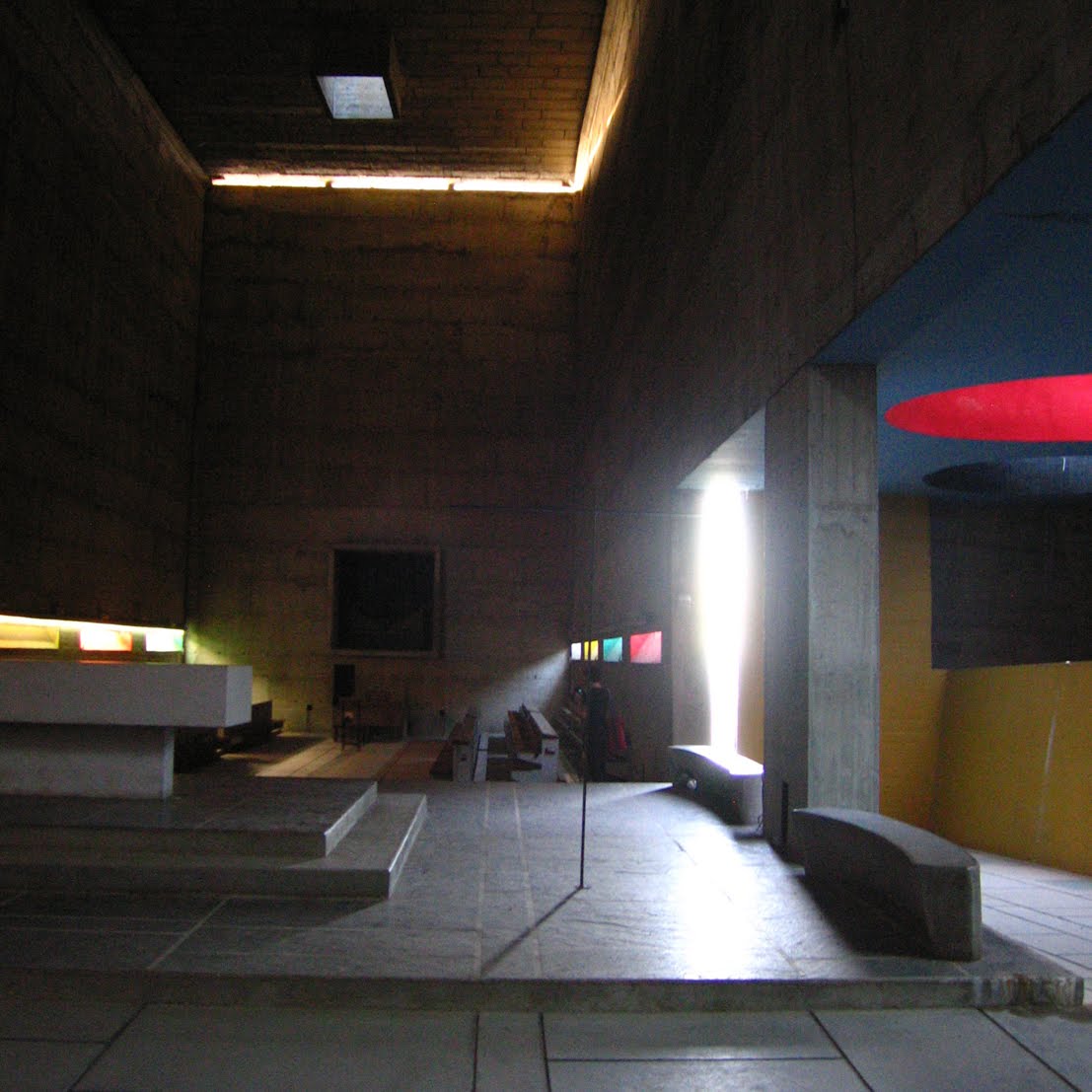 thin shoes: La Tourette