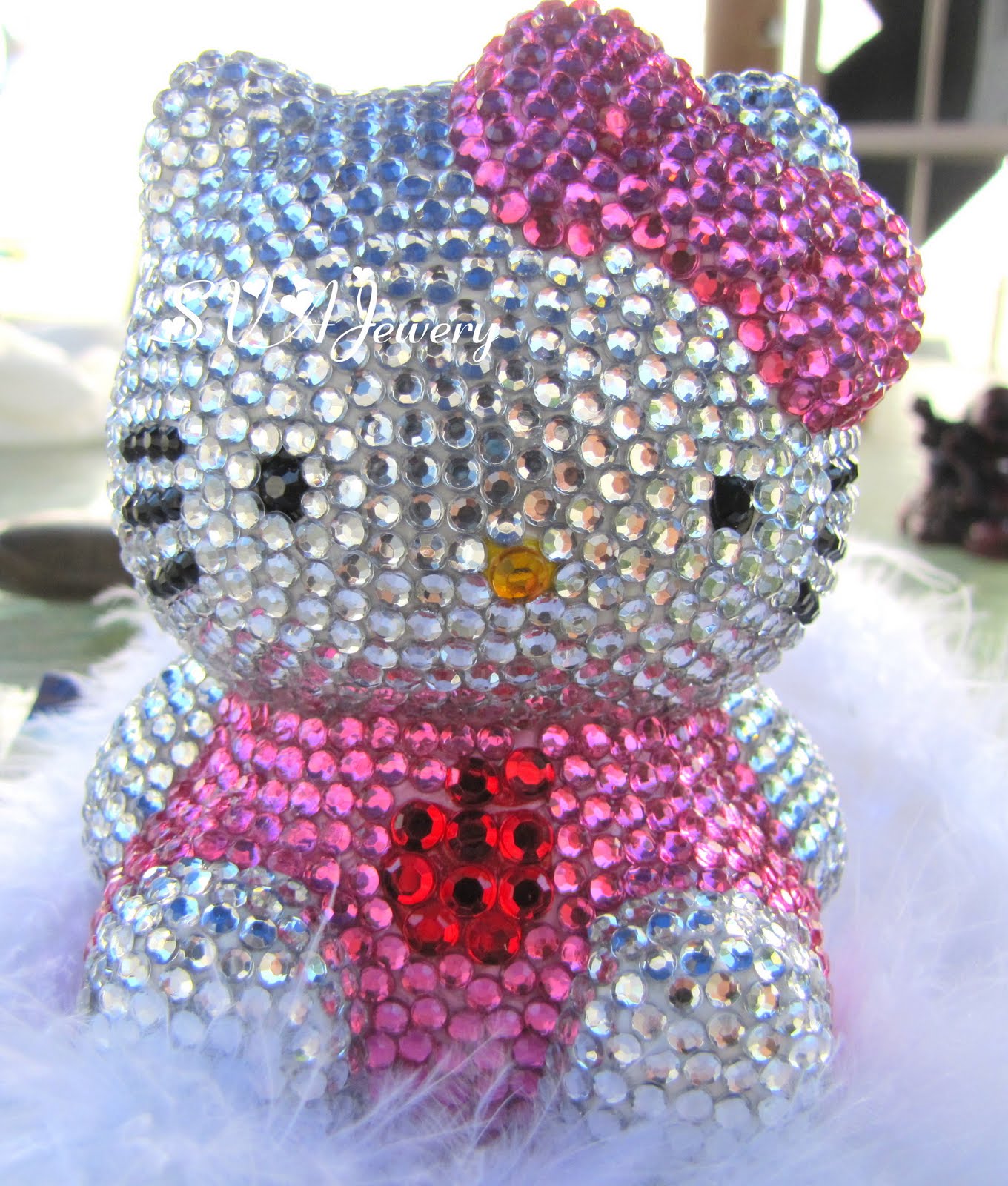 Red Envelope Gifts: Hello Kitty Piggy Bank
