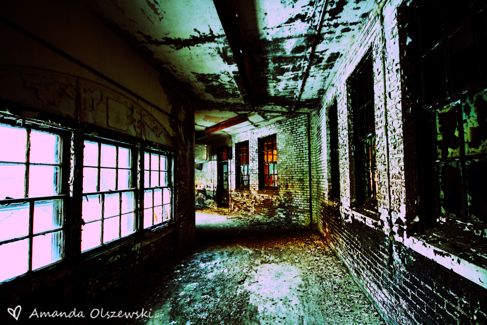 Amanda Olszewski ::: Photography Enthusiast: abandoned airforce base