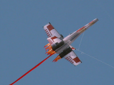 JIMSMASH ! ! !: X-WING KITE IS PRETTY SWEET