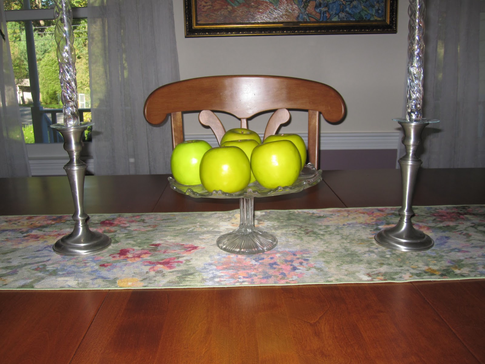 Barb's Decorating Tips: Decorating with Apples