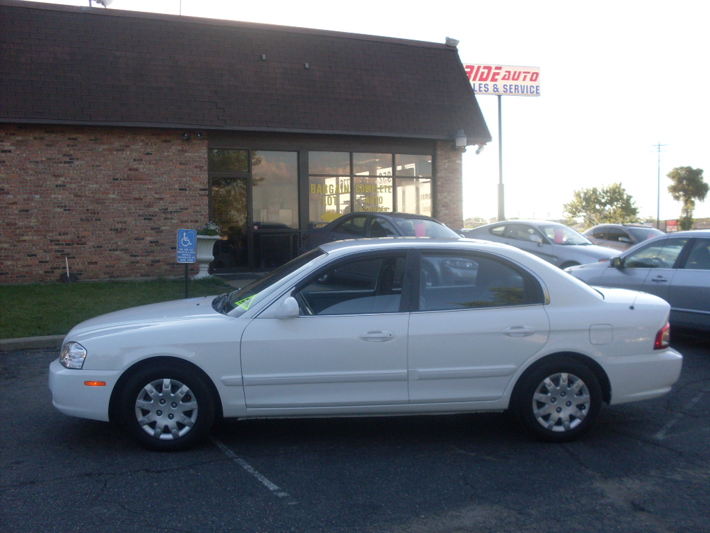 Ride Auto: 2005 Kia Optima LX