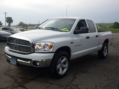 Ride Auto: 2007 DODGE RAM SLT CREW CAB , SHORT BOX , 5.7 LITER HEMI V8