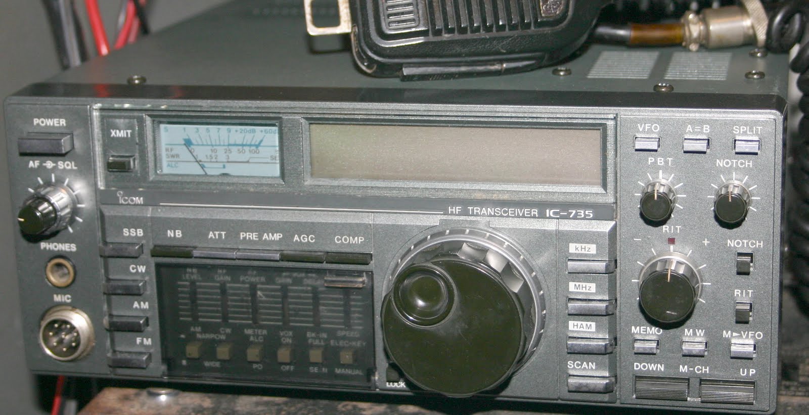 RADIO SELLER: IC-735 Icom HF Transceiver w/FM $ 410.oo ( Sold )