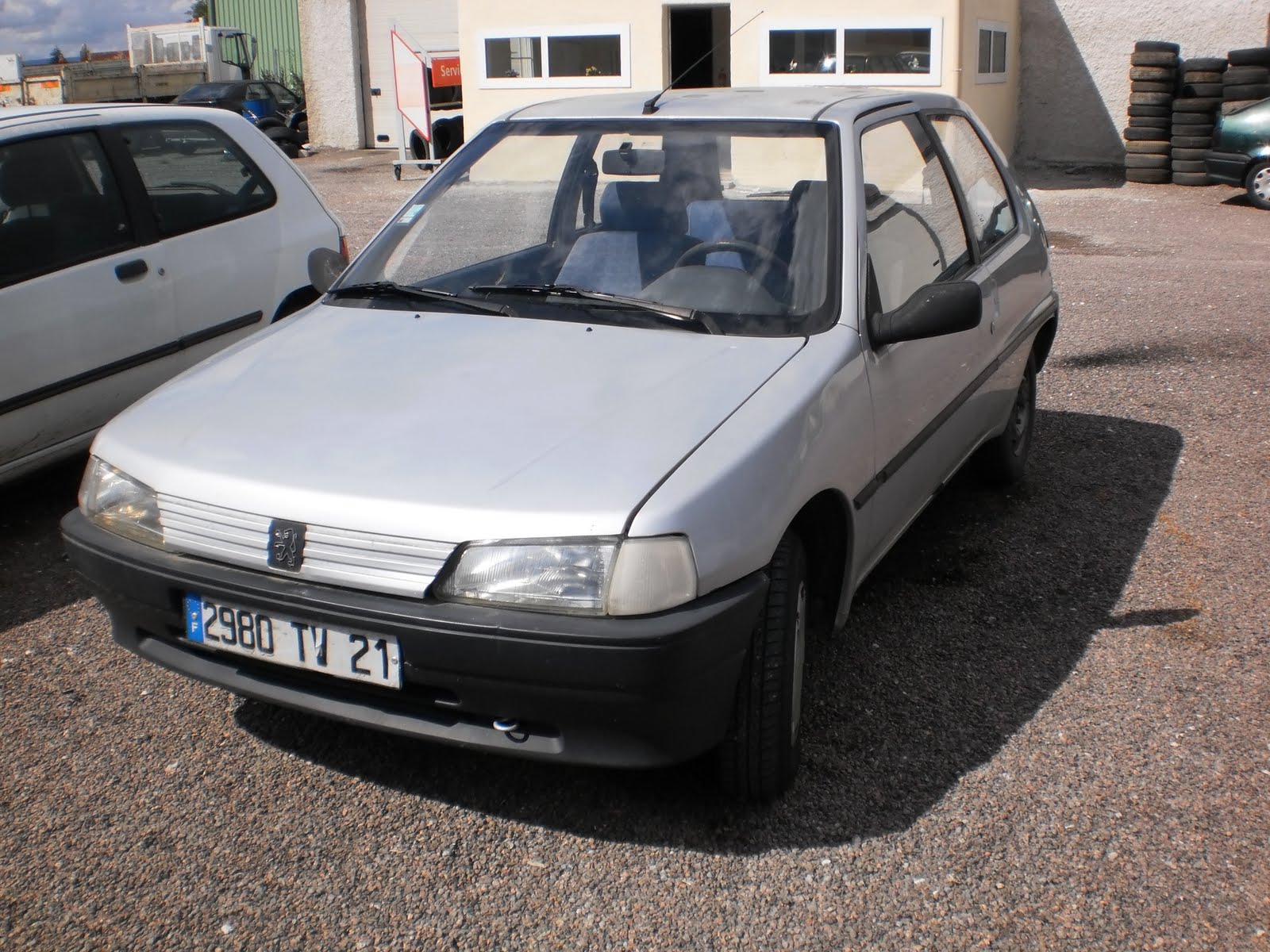 CAR EXPORT BADER - DIJON: 106 grise