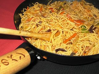 Massa chinesa com camarão