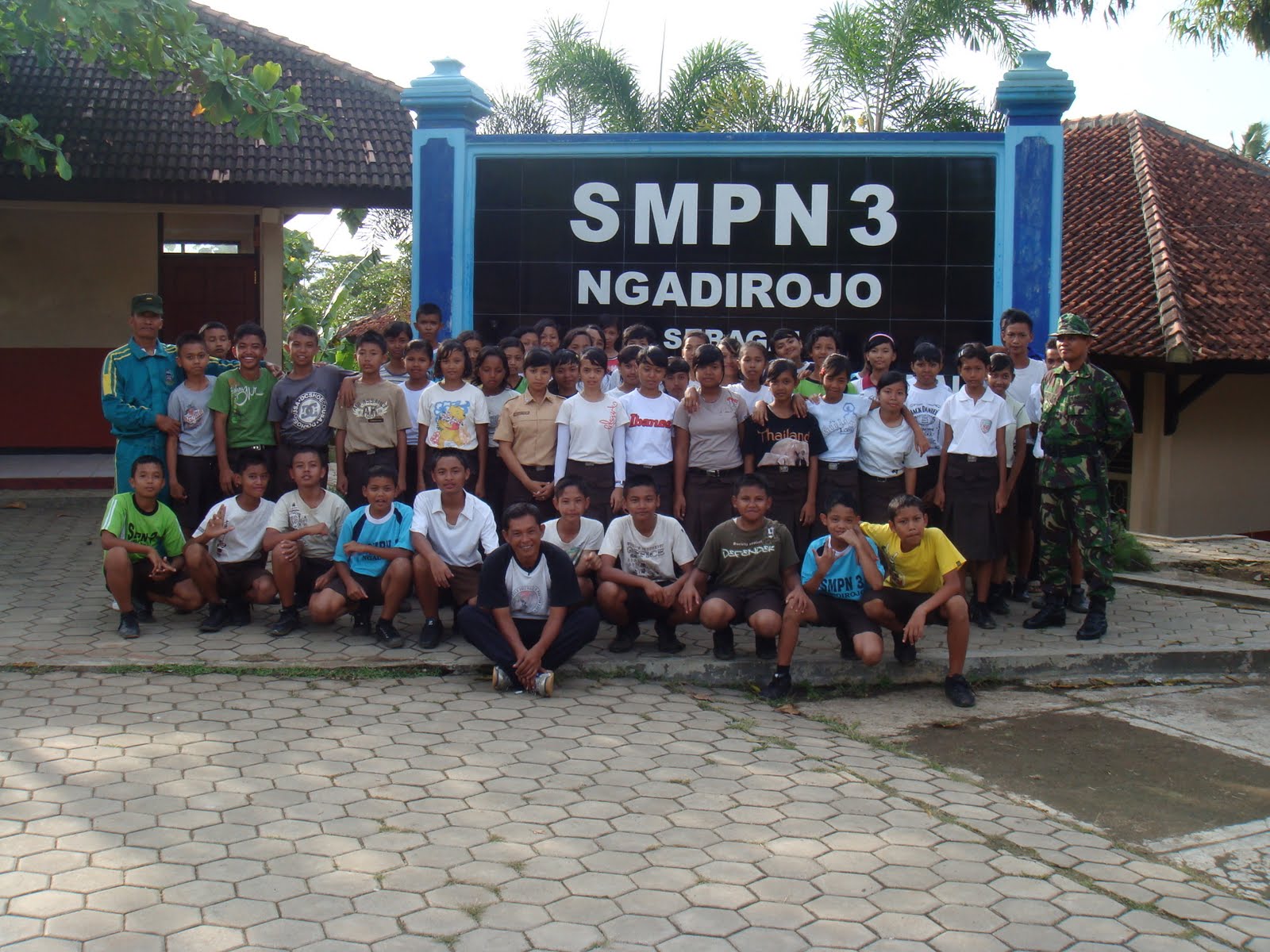 SMP NEGERI 3 NGADIROJO