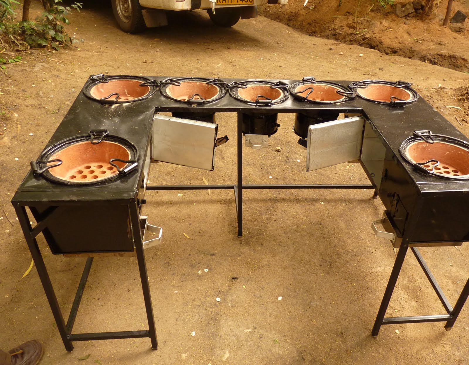 Renewable Energy Solutions Kenya: The Chef's Special, 8 Burner Cooker ...