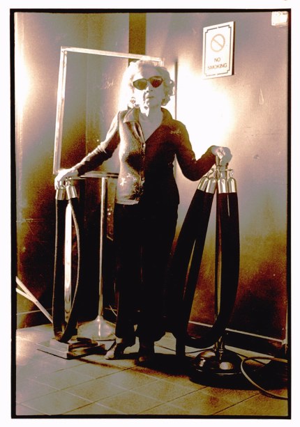 LA ALCANCIA DEL ARTESANO: DORIS WISHMAN O LOS DESEOS INDECENTES.