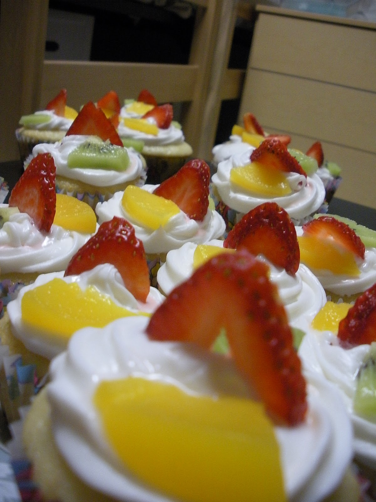 Cup/Cakes: Mini Fruit Cakes