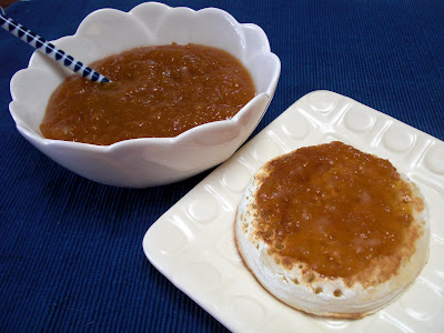 Kahakai Kitchen: Farmer's Market Find: Loquats and Loquat Jam