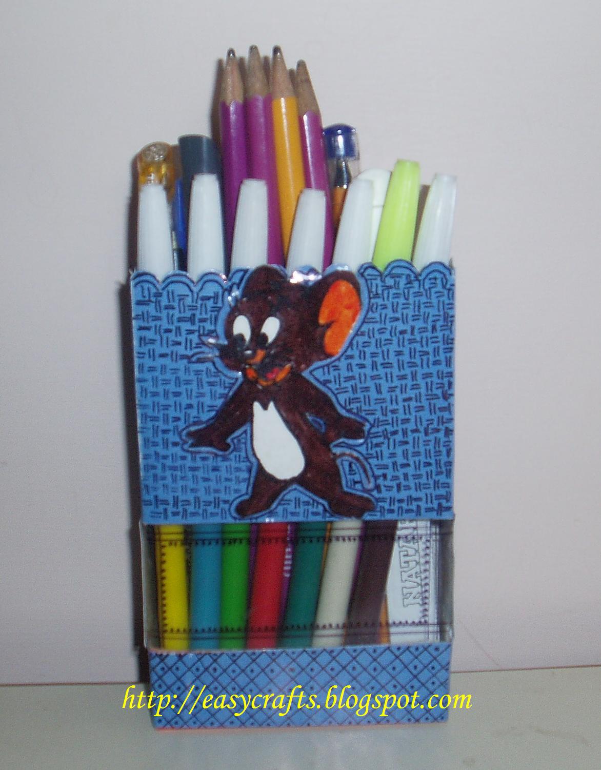 Pen Stand Made From Waste Material - snickersoapbox