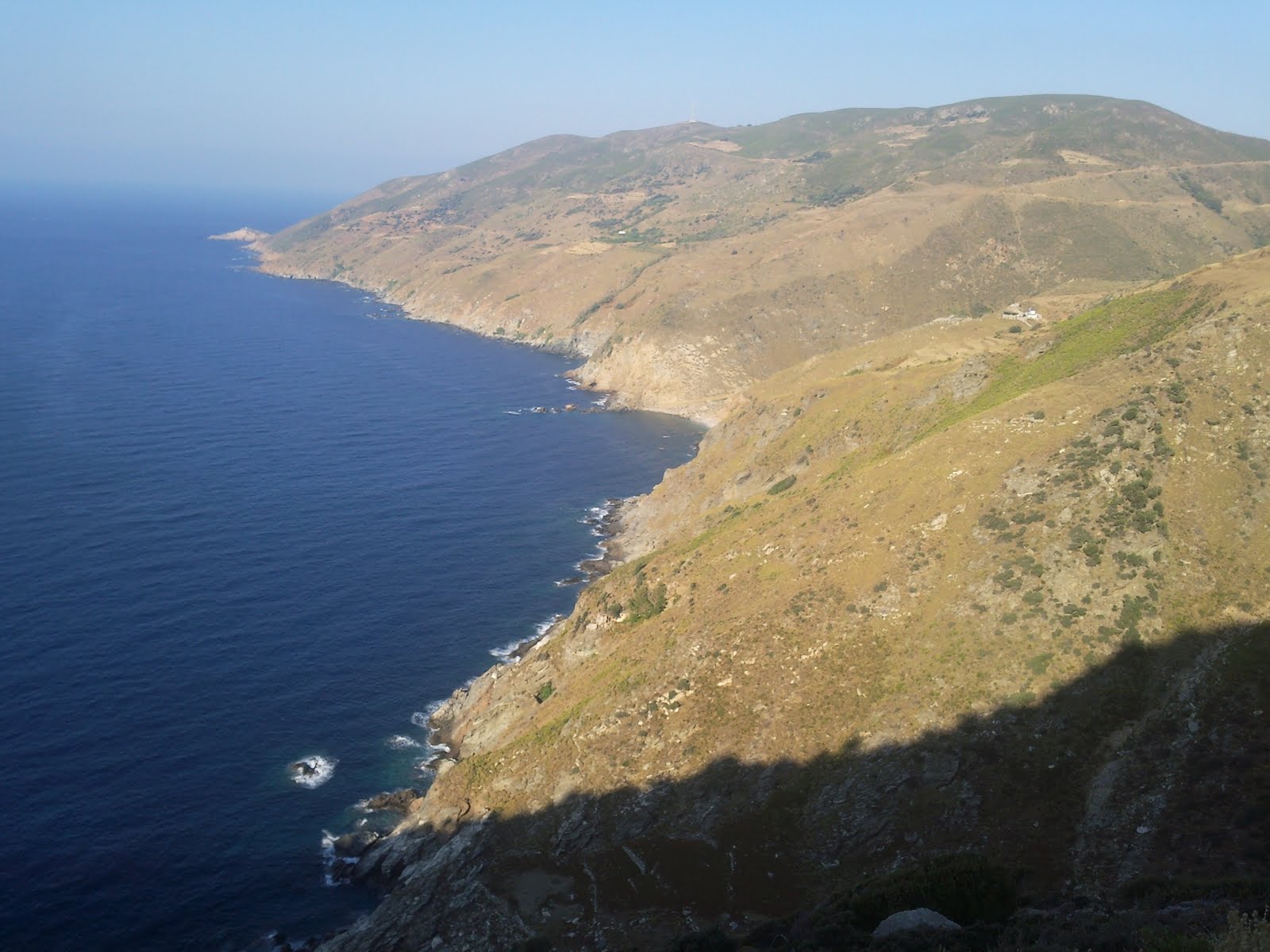 Κάβο Ντόρο απο το χωριό Σώτειρα, Εύβοια, Ελλάδα ~ απόμερες, ερημικές ...