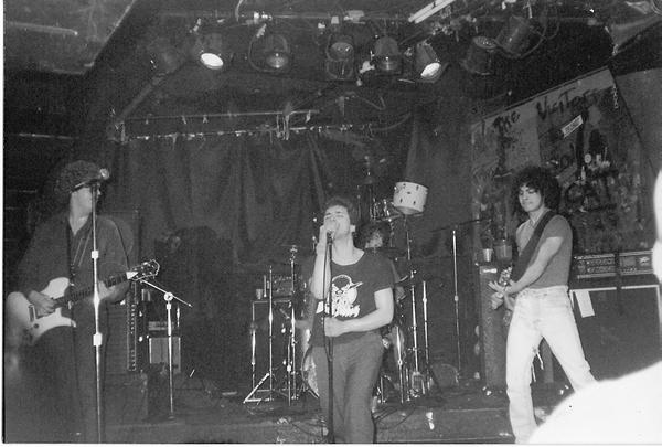 hardcore punk: THE MOB - Upset The System EP (1982)