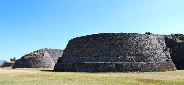 Arte y Cultura Purépecha: Arquitectura