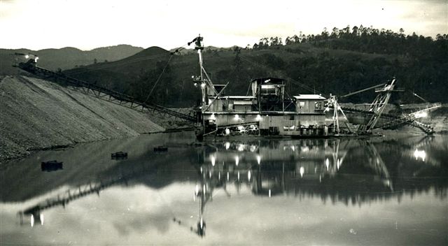 Bulolo Live: Historical pictures of Bulolo during the gold rush days