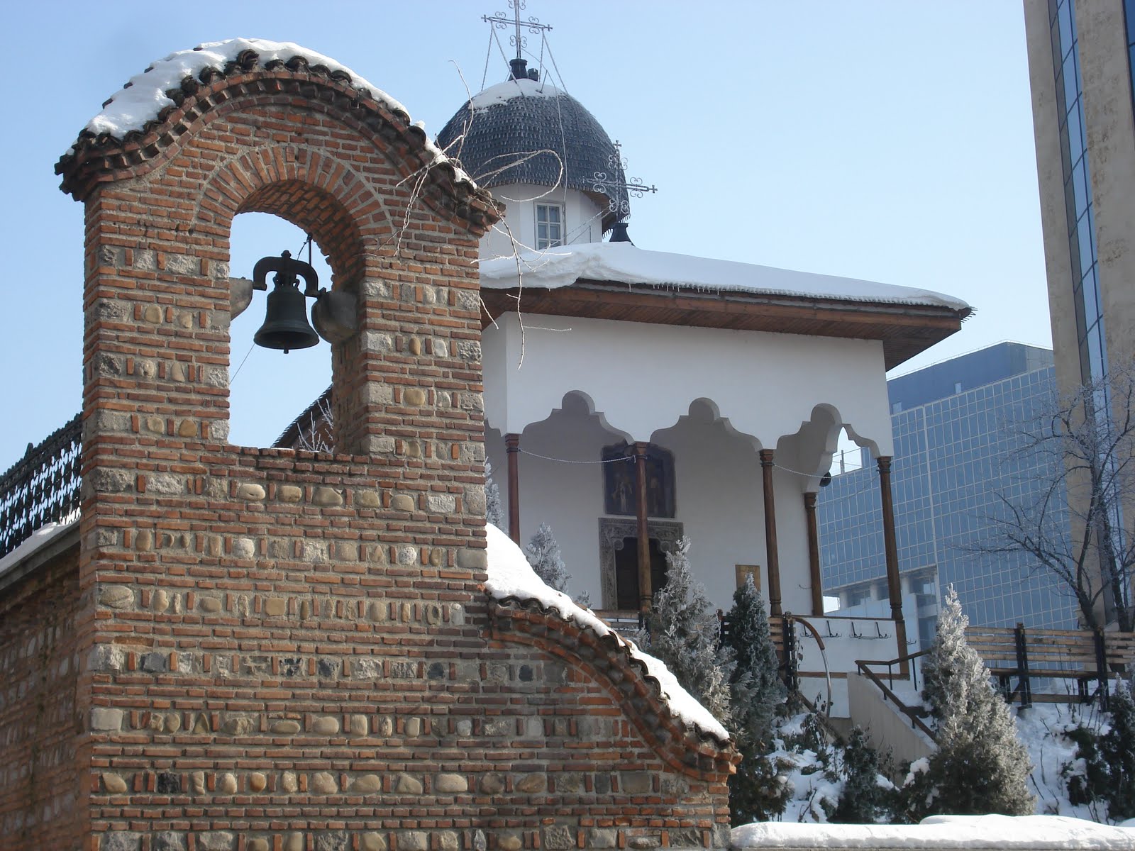 Dichisurile Ralucai: Biserica Bucur Ciobanul, din Bucureşti