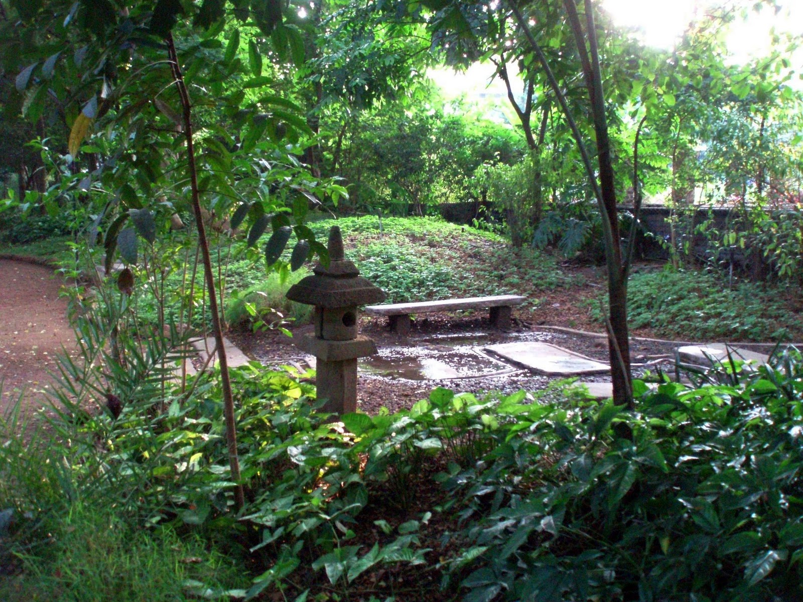 Travelz Unlimited: Osho Teerth Park , Pune : A Photo Feature