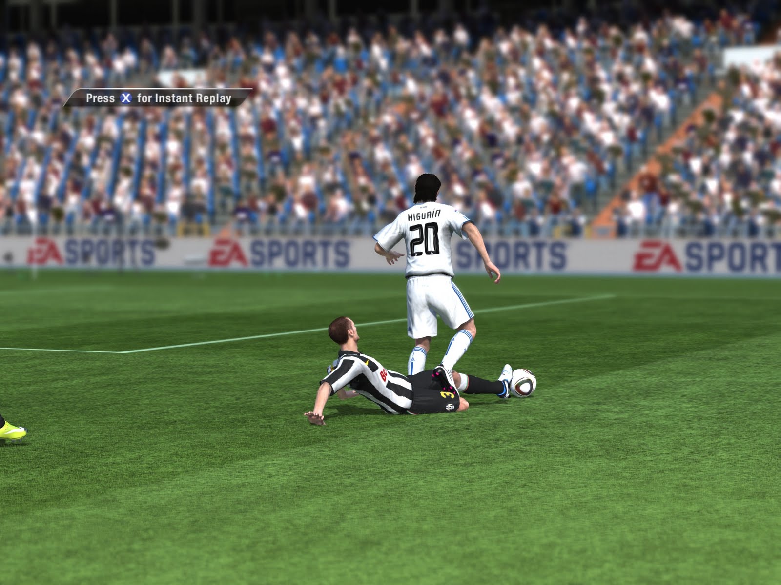 Dark Side Of Gaming & Music: Fifa11 PC Demo, Performance & High ...