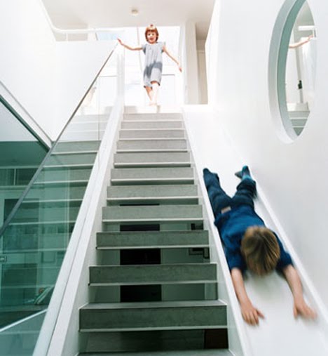 RANDOM THOUGHTS OF A LURKER: World's craziest staircases