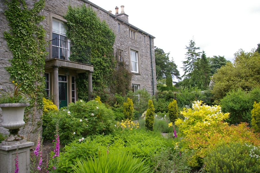 John Grimshaw's Garden Diary: Commendation for a great horticultural B&B