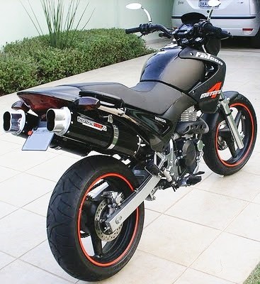 รя. √เ†ợя ™ ℓємвяєєι∂: Falcon é a melhor,