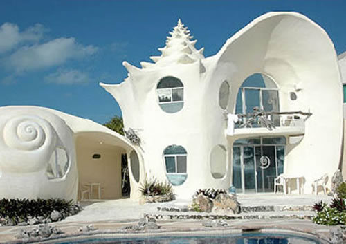 VisualFruit: 33 CRAZY HOUSES