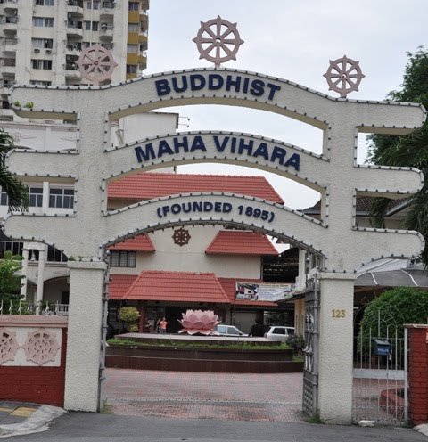 Shaik's Kuala Lumpur: Buddhist Maha Vihara, Brickfields