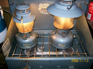 Vintage Coleman Lanterns: Classic Lanterns & Camp Stove