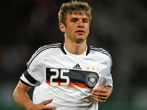 Castollux: A Champion Is Born: The Tall And Great Thomas Müller