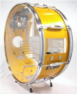 deus ex machine: 35 Weird and Futuristic Computer Cases