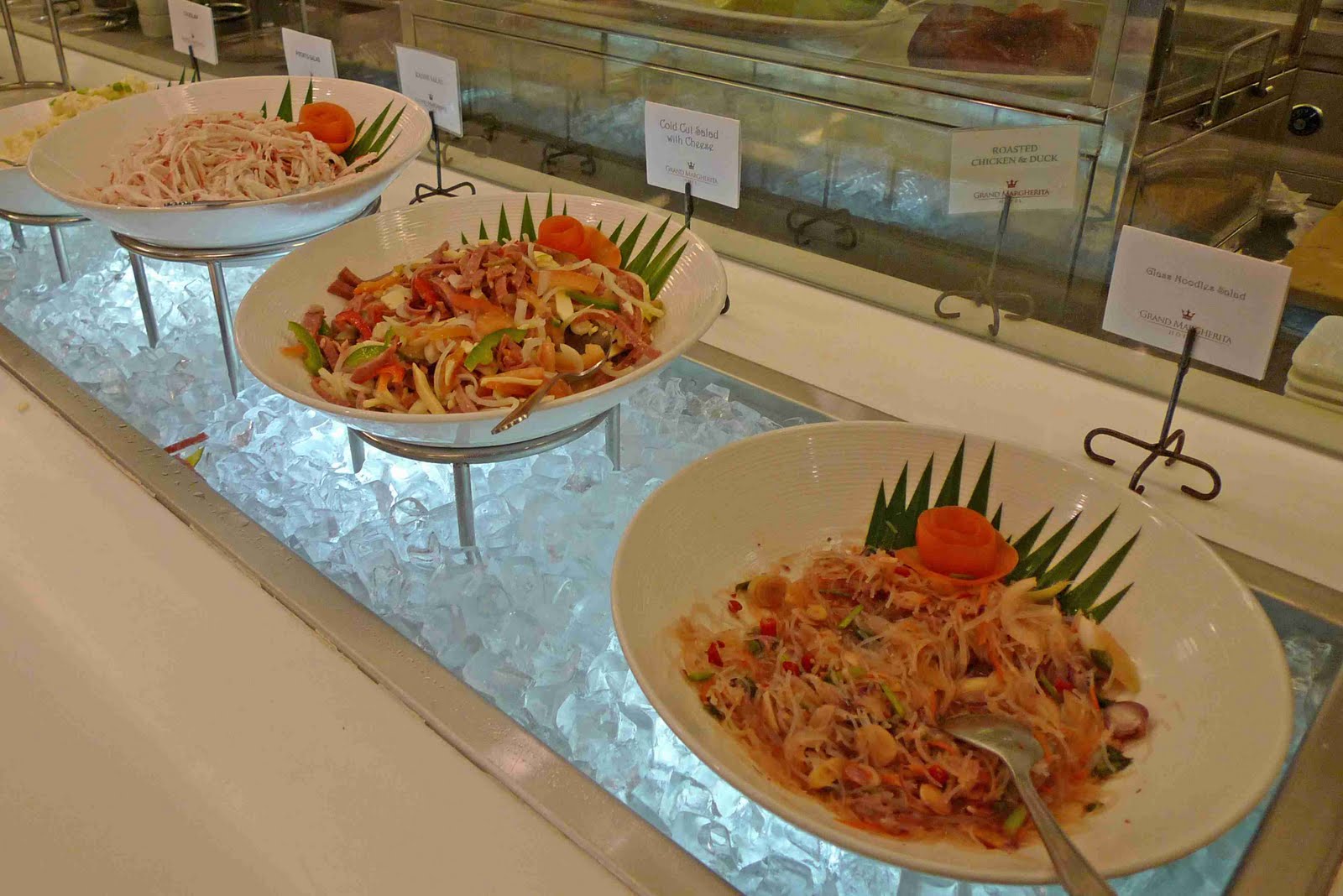 Eating in Kuching - Dinner at the Orchid Garden Coffeehouse