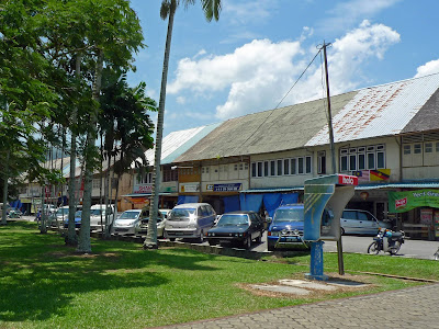 Kuching Travel - Lundu Town