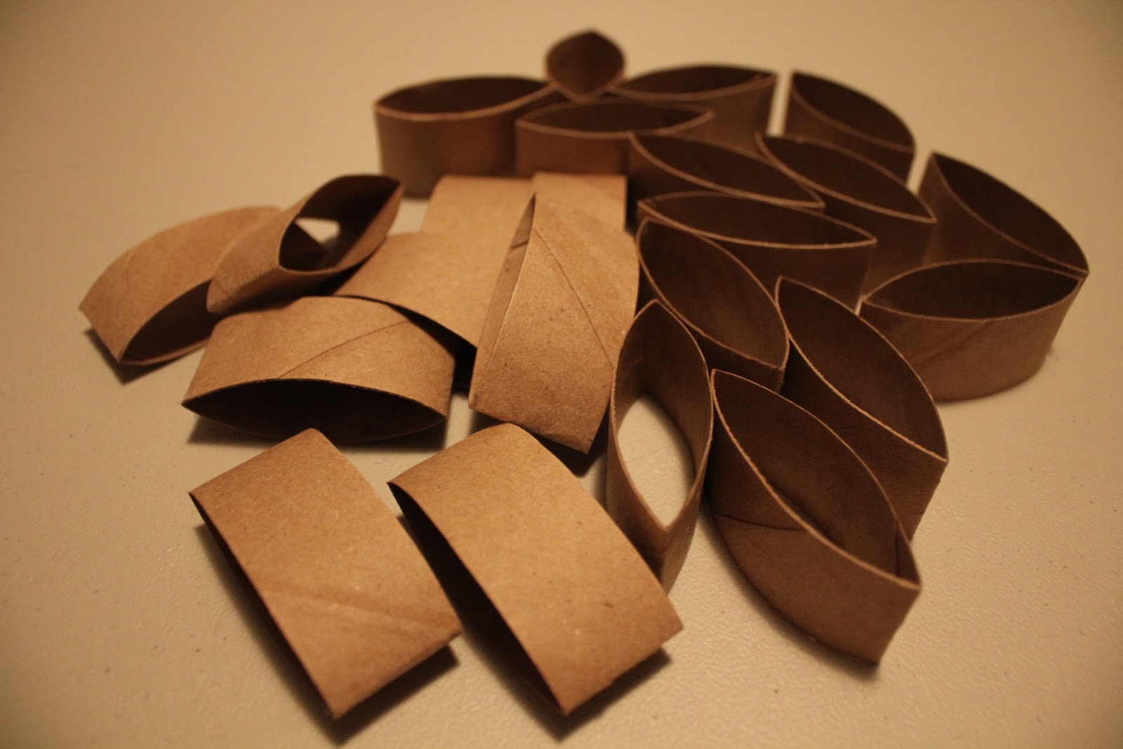 Krista Burton: Paper Roll Art How-To: