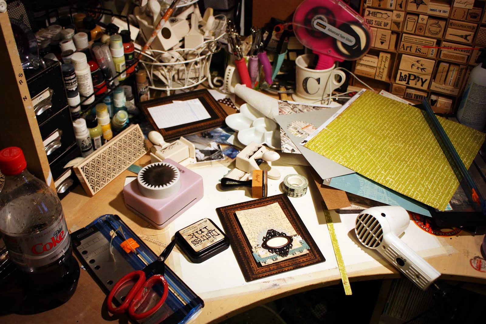Coffee Girl Crafts: A blog about pretty things: Messy Desk 2: the ...