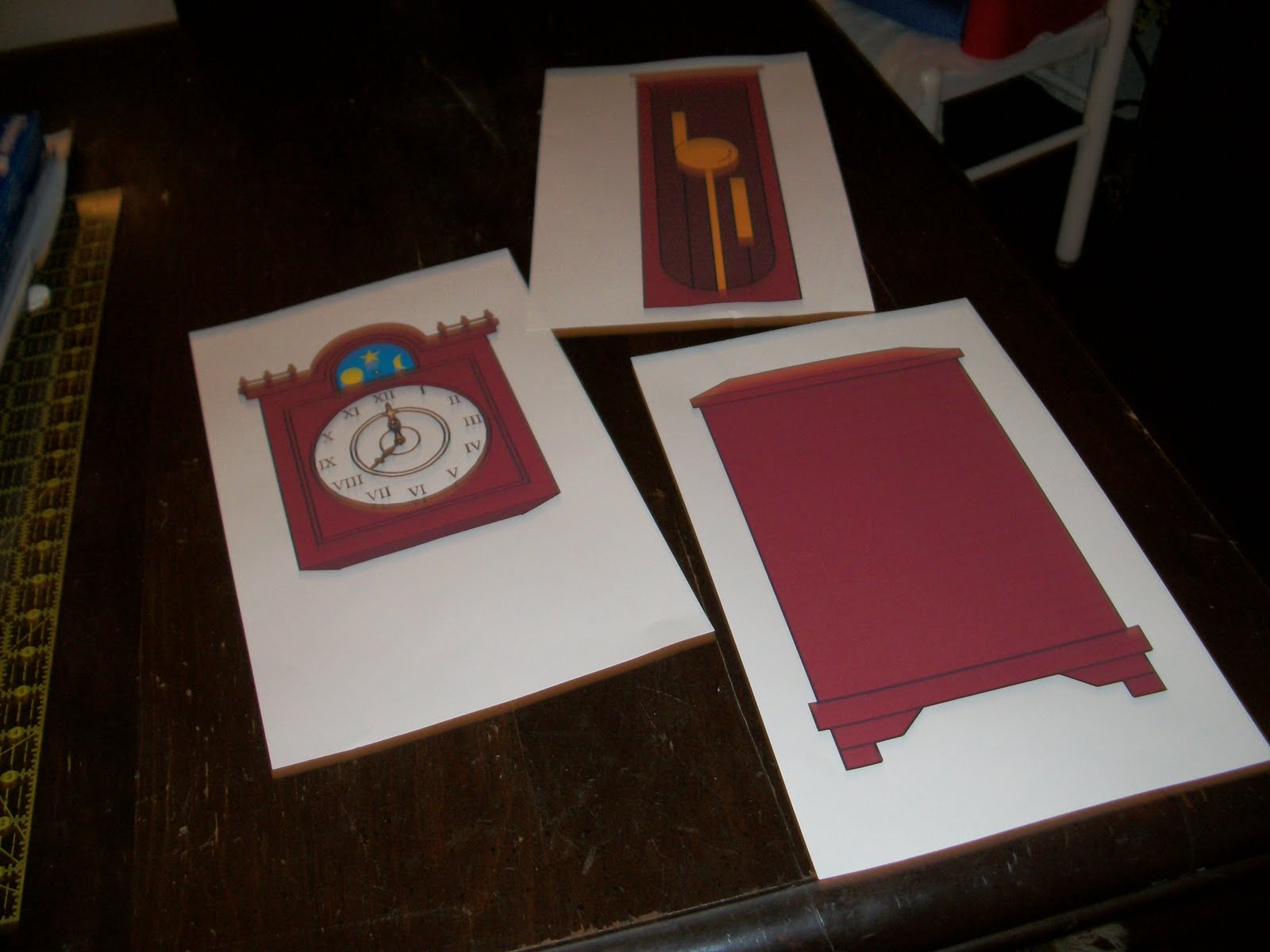 Nana's Tutu Trunk: Elmer's Tri-Fold Board Project