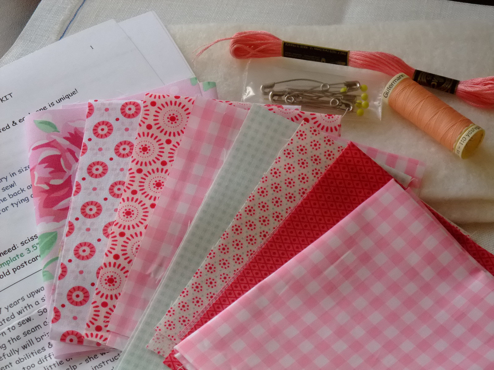 stitching small delight: パッチワークのお店"Tikki"