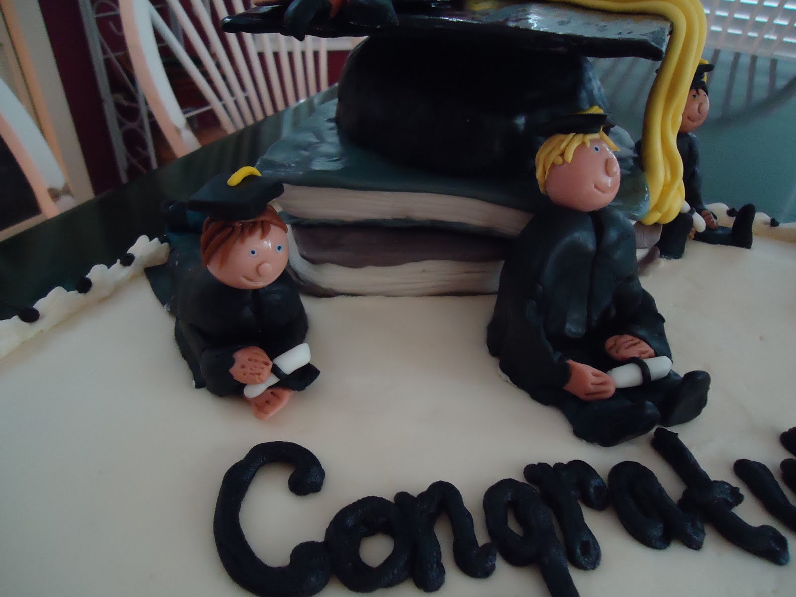 Cat's Cake Creations: Group Graduation Cake