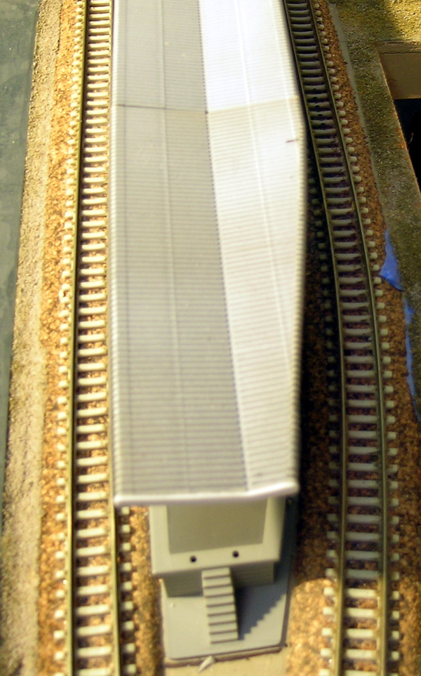 Tokyo in N Scale: Continuing with station & platforms