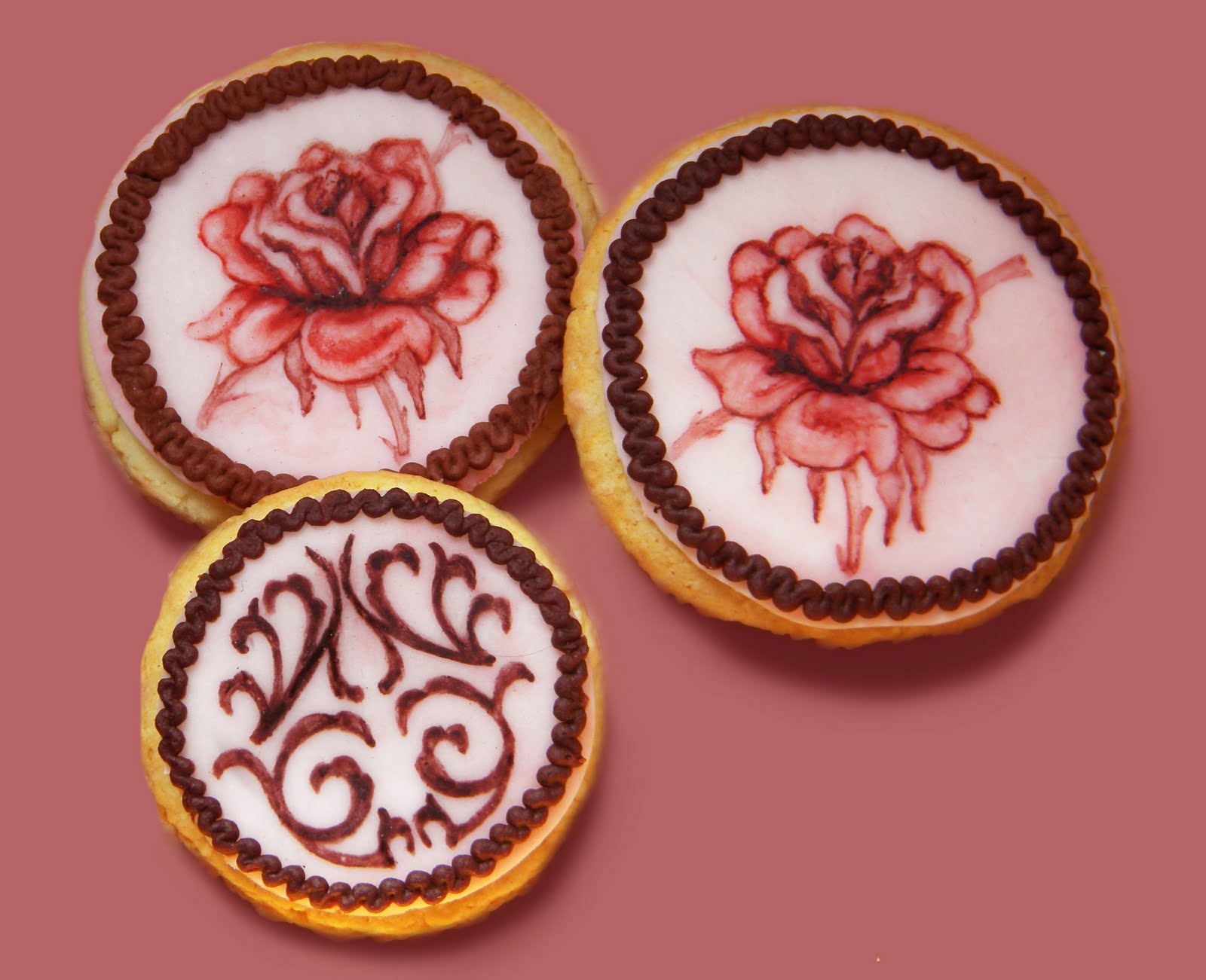 Jocelyn's Delicious Delights: Rose Sugar Cookies