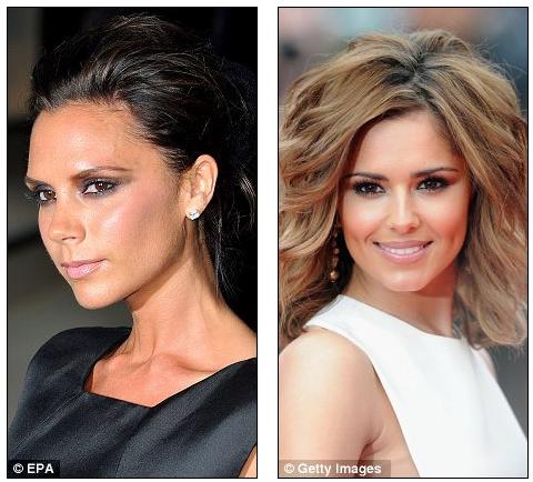 ineficen: Victoria Beckham Smoking A Cigarette