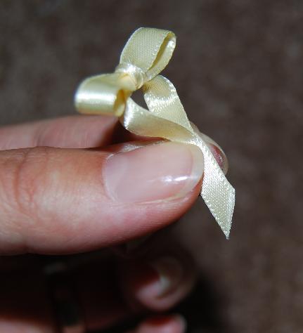 Naturally Me Creations: My Craft Tip #2 - Identical Ribbon Tails