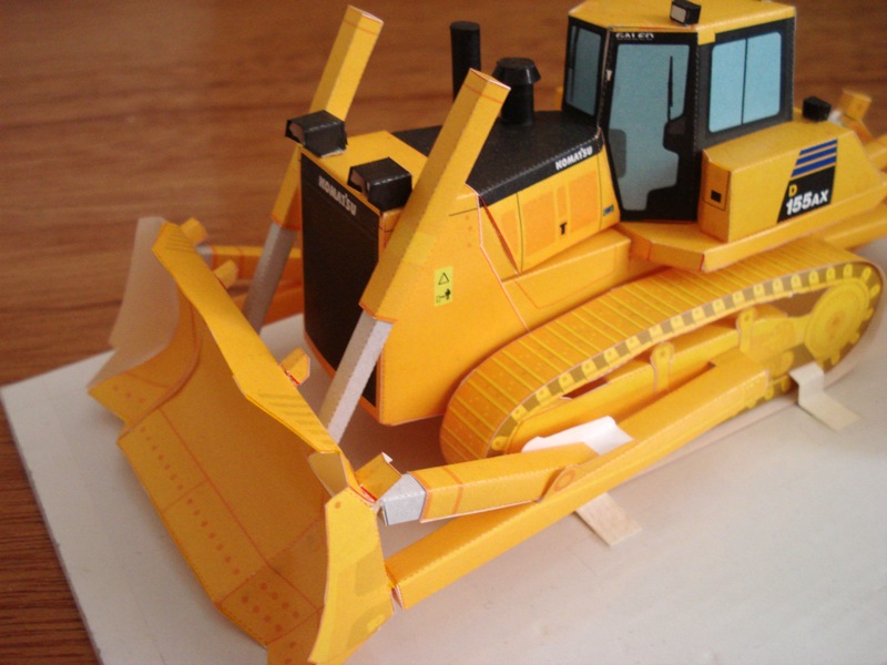 Papiers, no >}}> : Papercraft 3 - Bulldozer