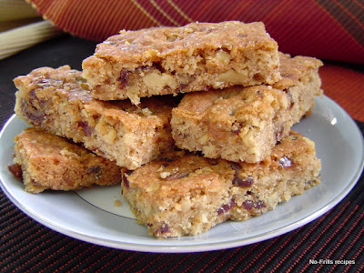Date and Walnut Slice